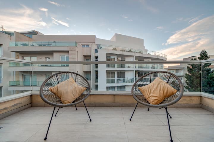 Ortigia Collection | Upper Suite | Stjulians - Malta
