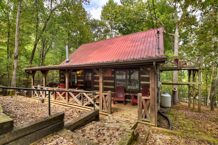 Rustic Cabin Escape - Peaceful + Private - Ellijay, GA