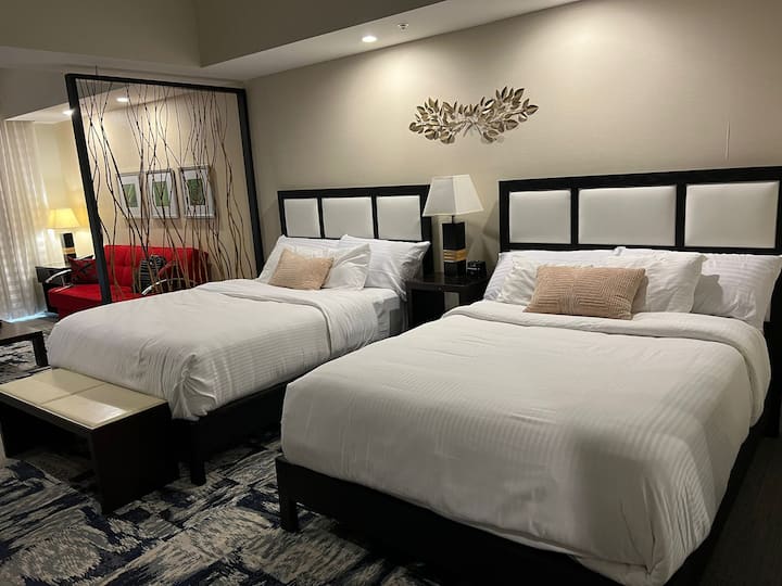 Doral Pool 4 0 4 By Wave Properties - Doral