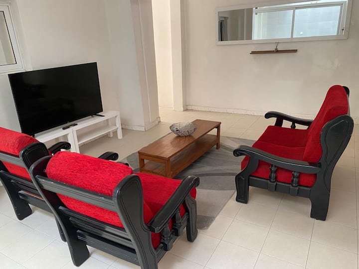 Appartement Spacieux, Lumineux Et Bien Situé ! - Dakar