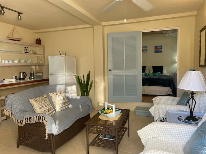 Amazing Views Tamarind Garden Apartment - Antigua and Barbuda