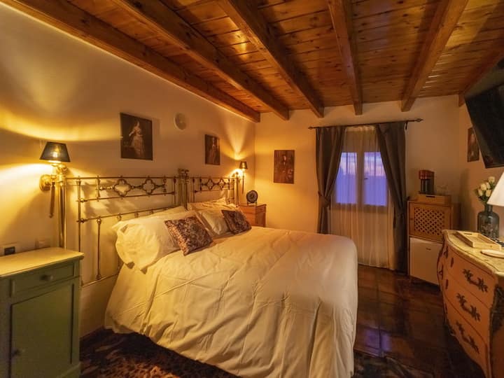 Habitación En Aranda De Duero M.ª C. De Habsburgo - Aranda de Duero