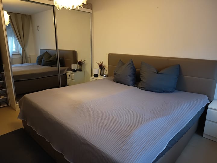 Gemütliche Wohnung Für Singles Und Familien! - Nuremberg