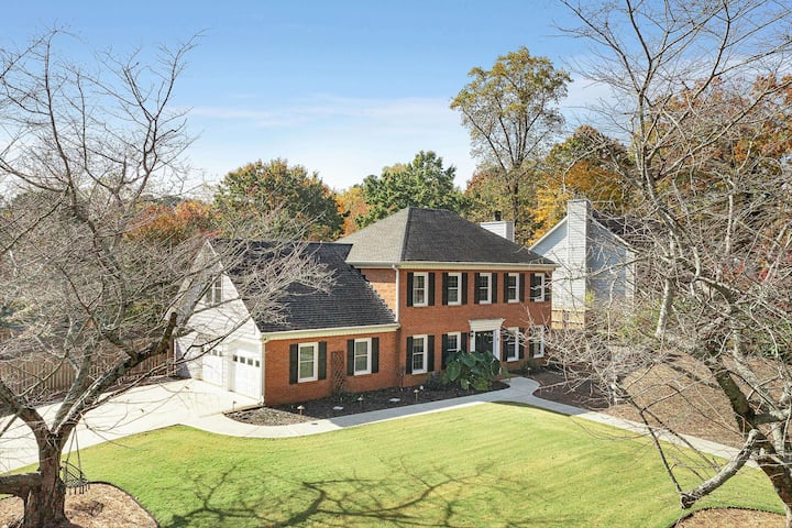 Kennesaw Home- Office, Firepit, Playset & Pavilion - Kennesaw, GA