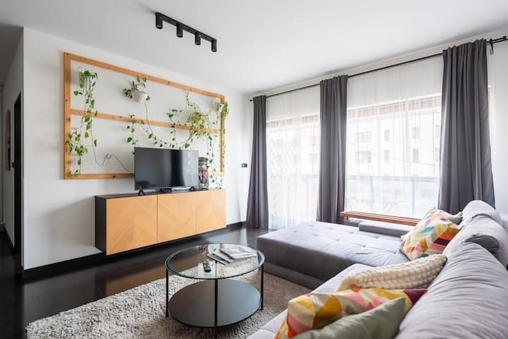 Modern 3-room Penthouse | A Large Terrace - Czechia