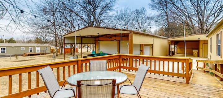 Answered Prayers & Bunk House - Lake Texoma