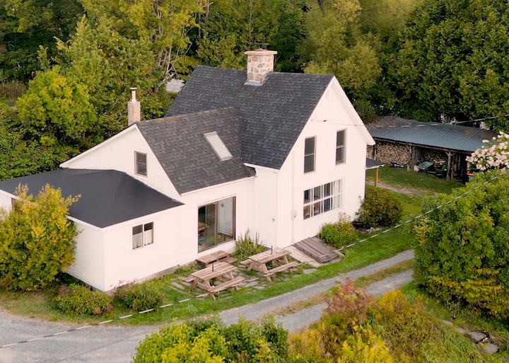 Grand Chalet Rustique - Sutton