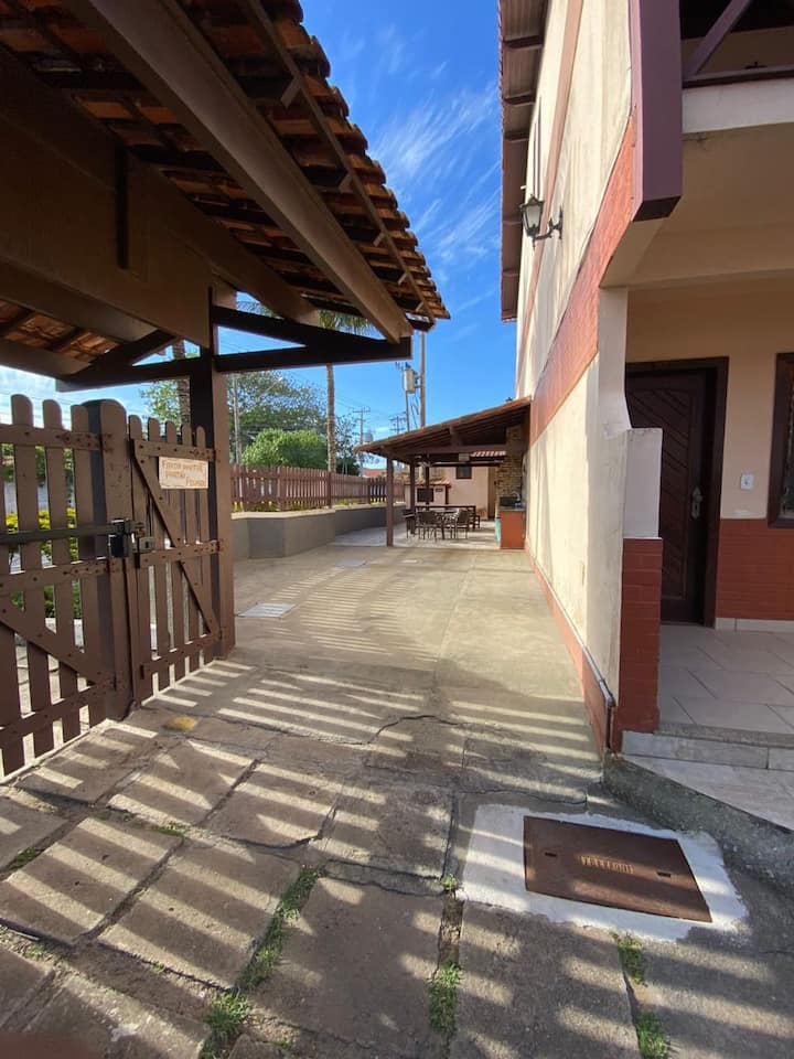 Apartamento Condomínio Atol Das Rocas 102 - Cabo Frio
