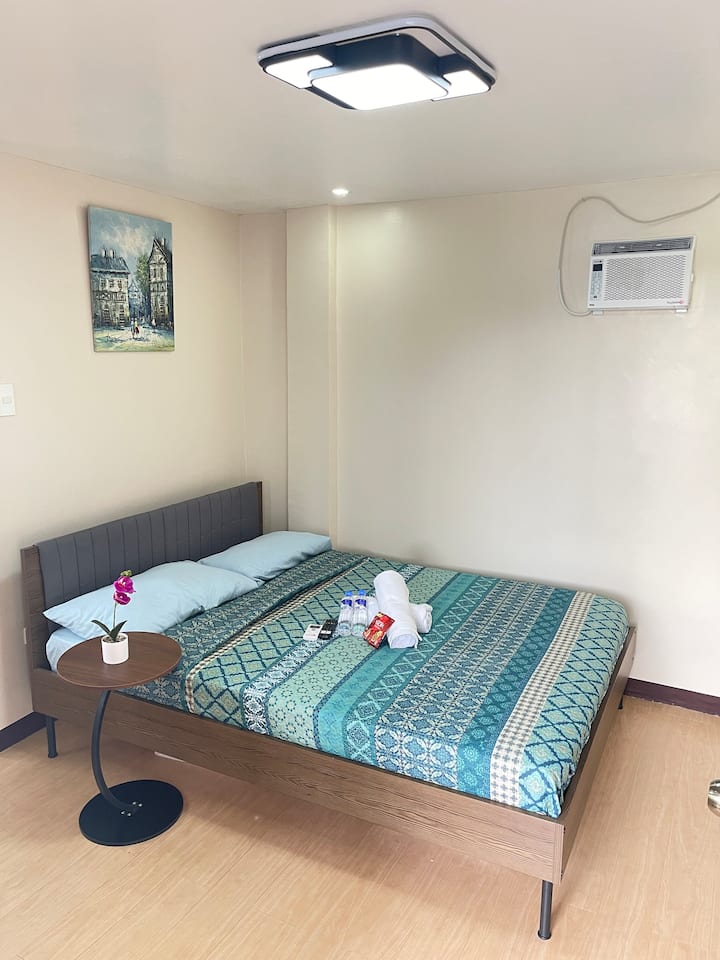 Cozy Ac Room • Smart Tv • Private Cr & Kitchen - Sipocot