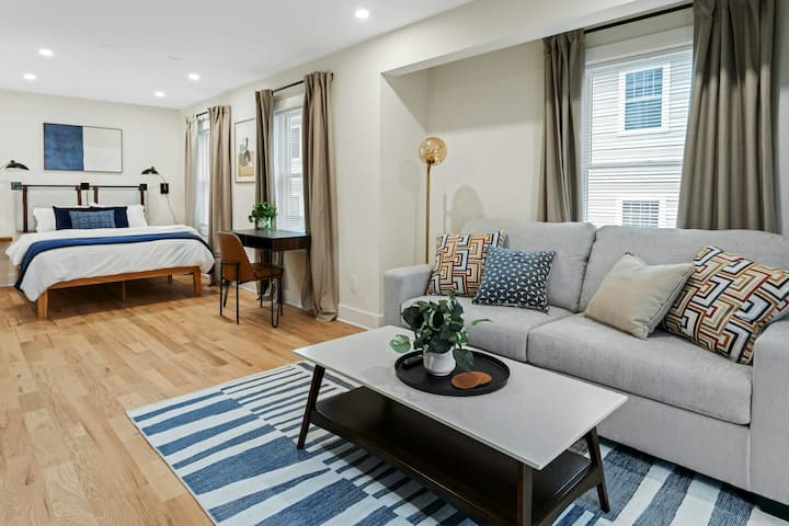 New Premium Suite: Kitchenette & Workspace - Stamford, CT