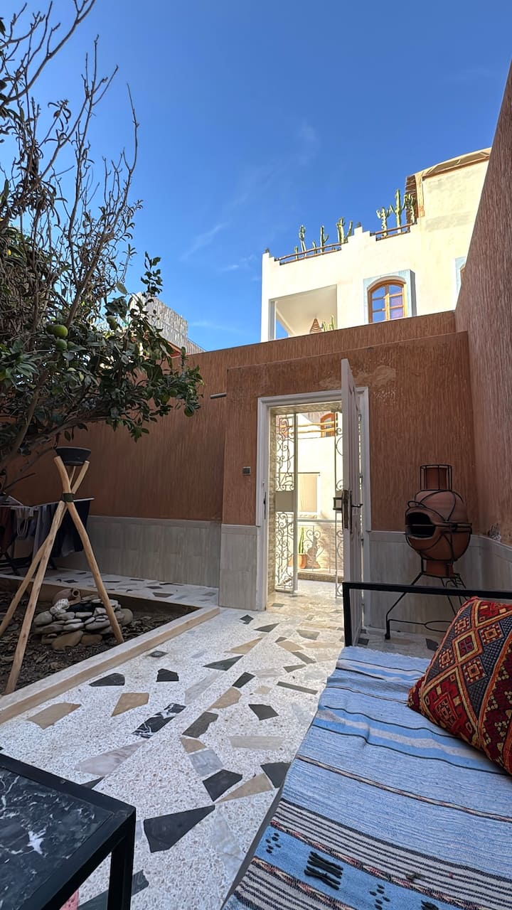 Co𝘇y Berber Riad-style Home·work-surf-family* - Taghazout