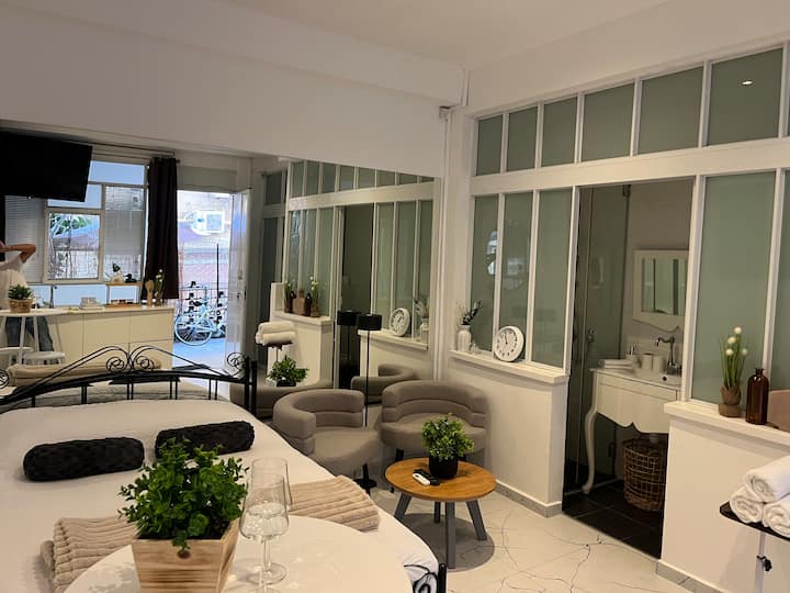 סטודיו פרימיום מושלם דקה מהים - Tel Aviv