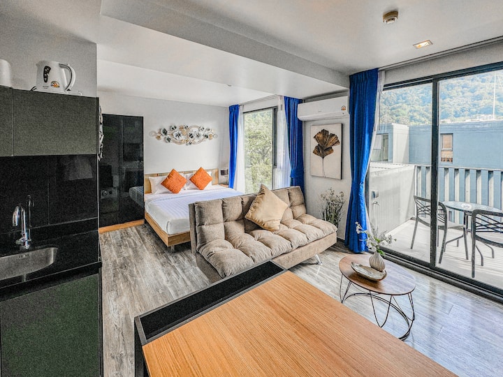 Pool View & Infinity-pool - Patong Beach