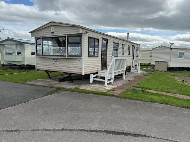 Holiday Caravan - Abergele