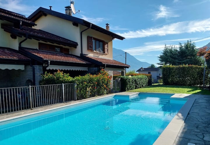 New - Sunny Poolside Escape In Quiet Small Complex - Colico