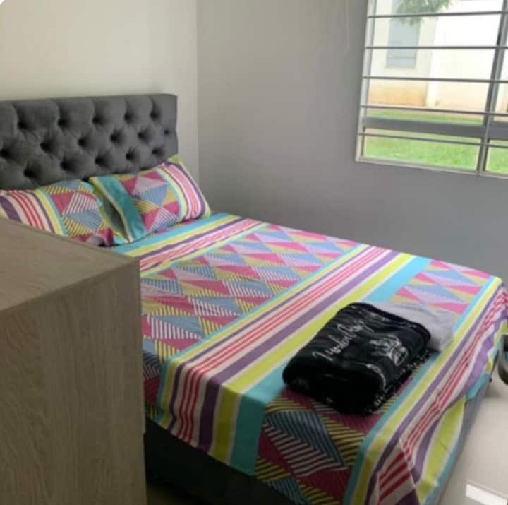 ¡Acogedor Apto Familiar, Cómodo Y Bien Ubicado! - Villavicencio