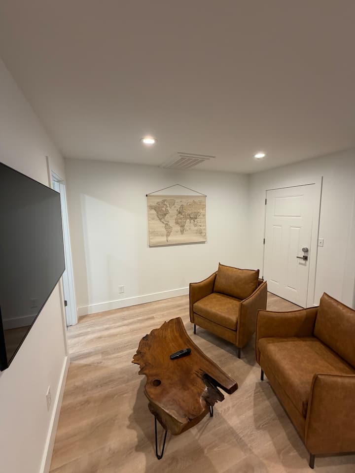 Brand New 1br Downtown Loft With King Bed - Mount Pleasant, MI