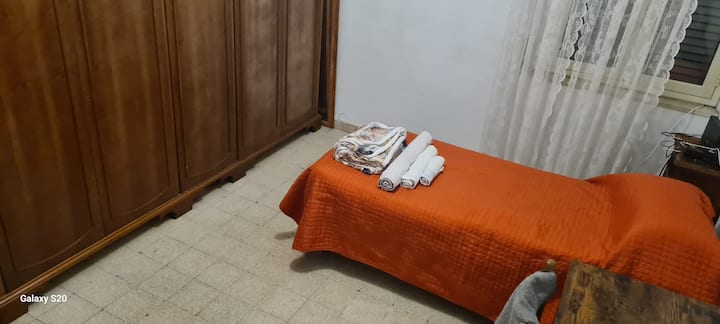 Stanza Singola Ottima Per Relax - Messina