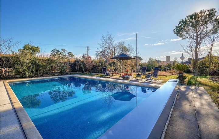 Peaceful Villa With Pool & Large Garden - Breda