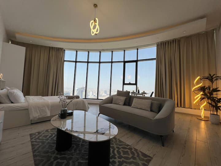 Bright Downtown Retreat Near City Center - Bahrain