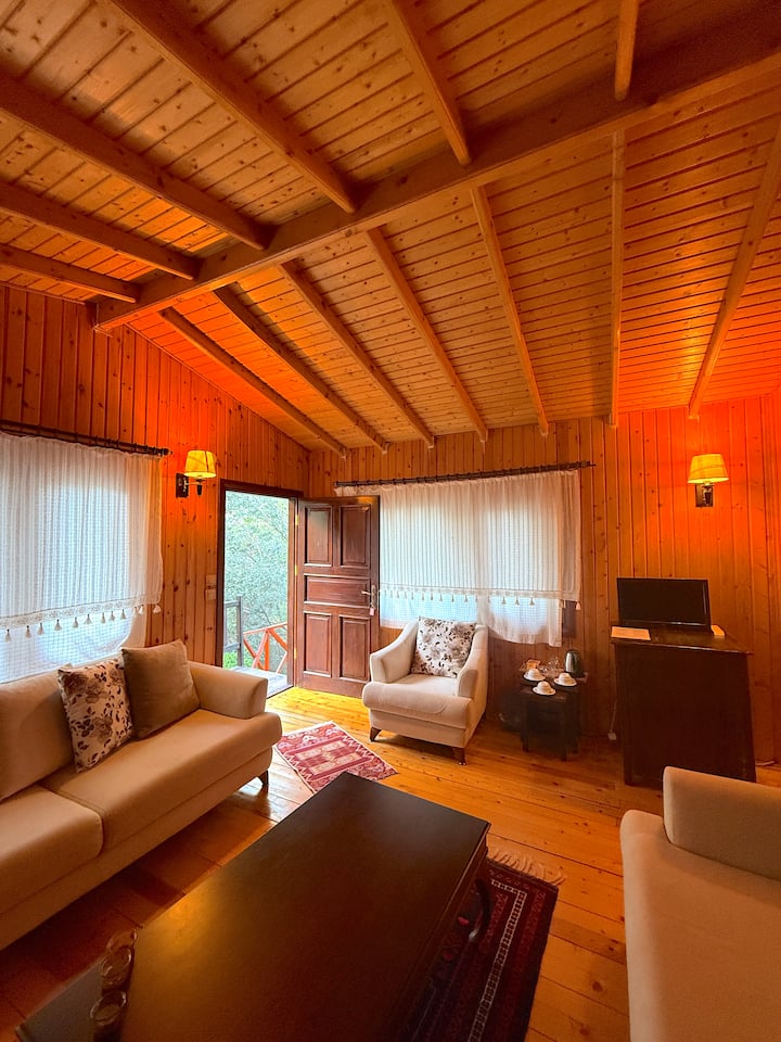 Secluded Pine Bungalow | Pool & Forest Views - Akçay