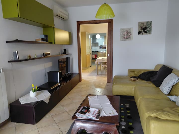 Casa Indipendente Con Cortile - Oristano