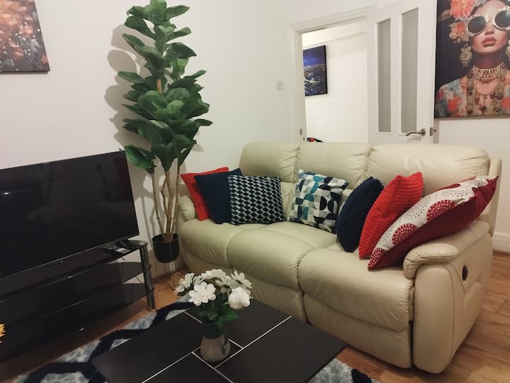 Legacy House -
Comfy And Fully Equipped Space: - Preston