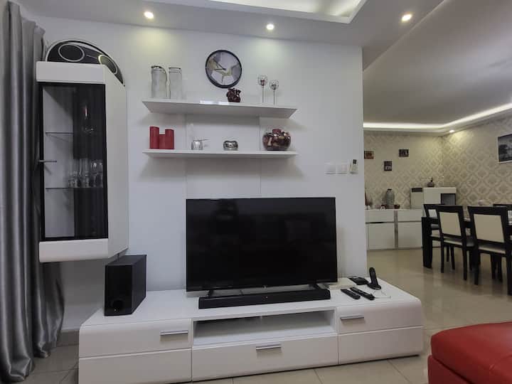 Apartamento De 2 Quartos Em Condominio Fechado - Luanda