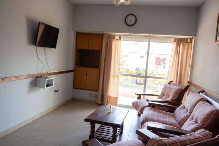 Depto. Amplio. Zona Céntrica De La Ciudad De Colón - Colón