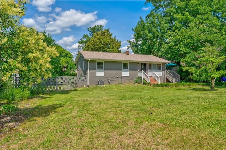 642d) 4 Large Bedrooms | Spacious | Peaceful - Chapel Hill, NC