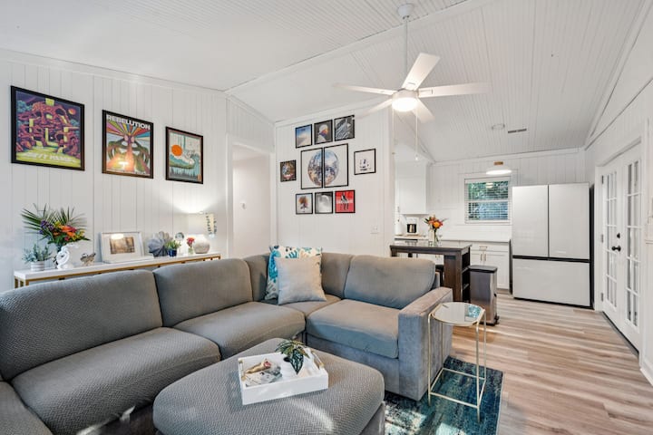 Modern Folly Retreat - 2 Miles To Folly Beach! - Charleston, SC