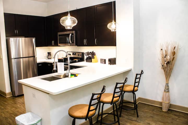 Next To The Galleria Mall | Free Parking | W/d - Farmers Branch, TX