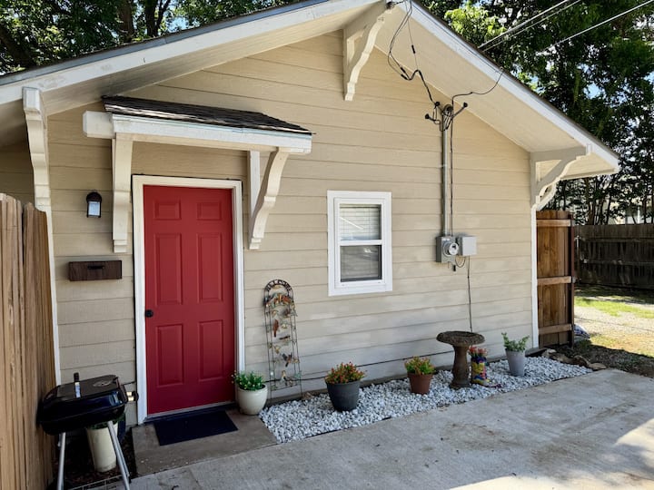 Private Guest House In Charming Neighborhood - Ardmore, OK