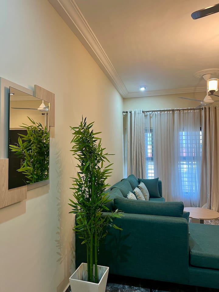 Cozy 2br/ Wi-fi/generator/24/7 Security - Ghana