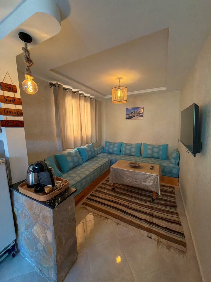 Beachy, Bright & Relaxing Stay In Central Tamraght - Taghazout