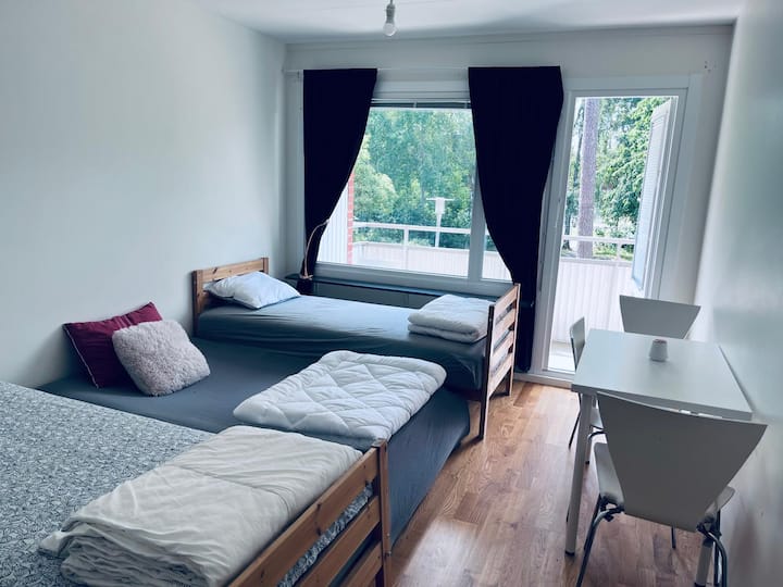 Comfort Us | Modern Cozy Room + Breakfast - Uppsala