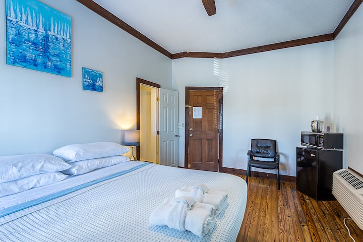 St George Inn-total Escape - St. George Island, FL