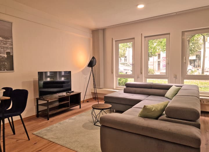 Happysides Größte - 130m² - Wlan - 8 Personen - Leipzig