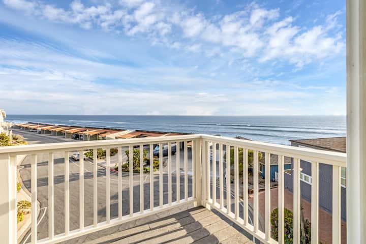 Stylish Three Bedroom In La Salva W/ Ocean Views! - Watsonville, CA