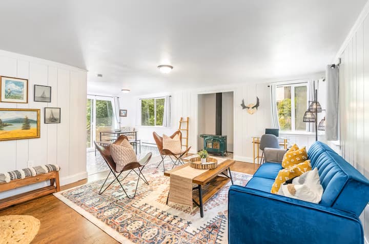 Raindrop Getaway - Cozy Cabin - Kent, WA