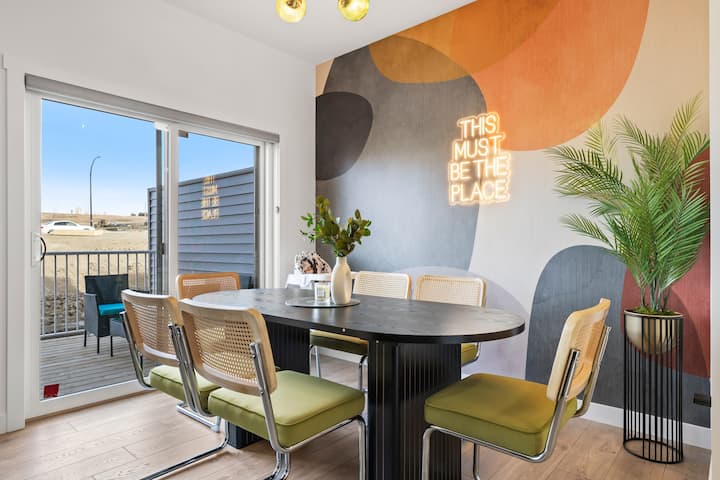 Mountain Views | Ps4 | Ac | Bbq |Garage |Ev Plug - Cochrane