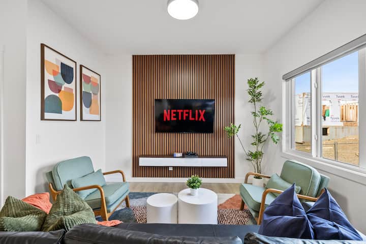 Mountain Views | Ps4 | Ac | Bbq | Ev Charg |Garage - Cochrane