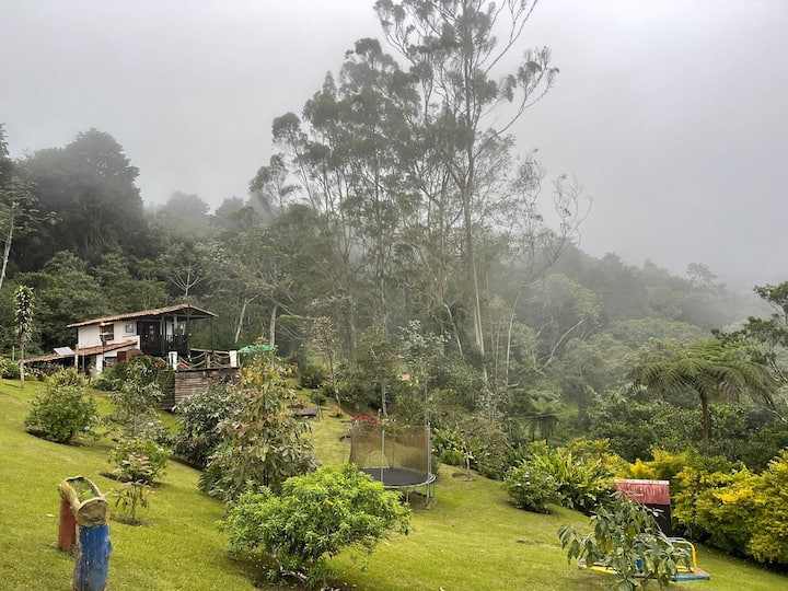 Refugio Privado En La Montaña Niebla Bosque Y Aves - Valle del Cauca
