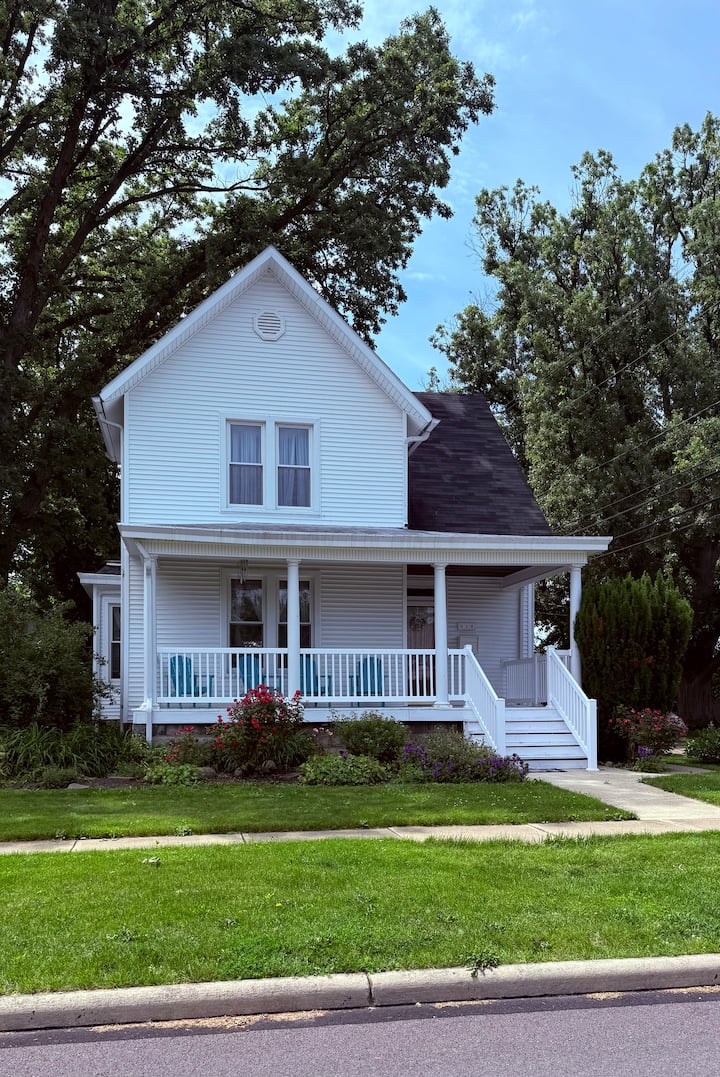 Home In Port Clinton - Port Clinton, OH