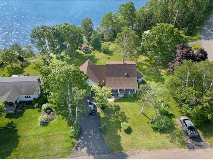 Waterfront | 3 Bdrm | 3 Bath | Lewis Point Park - Charlottetown