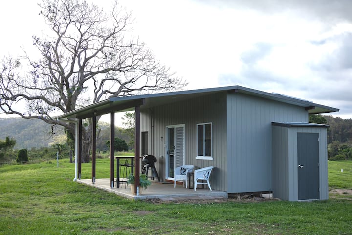 Blackbutt Farm River Cabin - Australia
