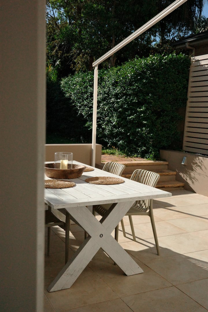 Sunny Freshwater Guesthouse • Great Location! - Manly