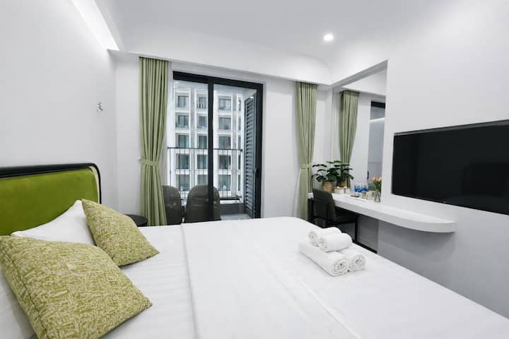 Ocean Glow Apartment•city&hill View•free Pool&gym - Phú Quốc