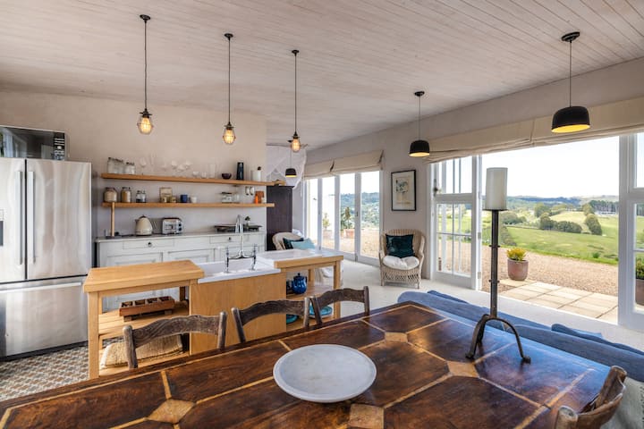 Onetangi Estate Cottage By Waiheke Pure - Waiheke Island