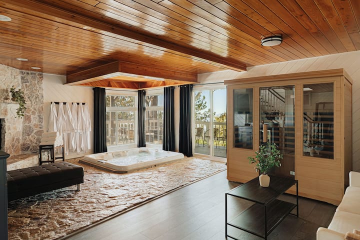 6 King Br, Views, Pickleball, Game Rm, Spa, Saunas - Running Springs, CA